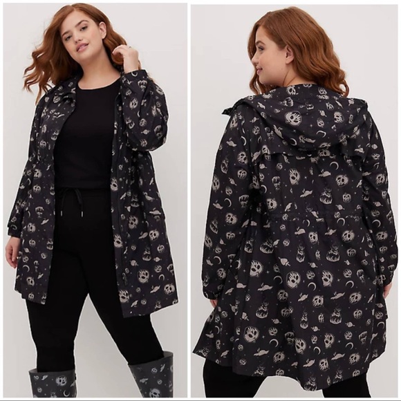 torrid | Jackets & Coats | Torrid Rainjacket Disney Villains Poison ...